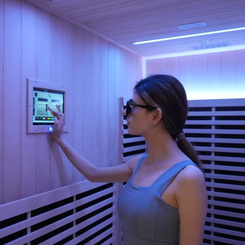 Red Light (LED) Therapy - SAE-REN Beauty Lounge Singapore
